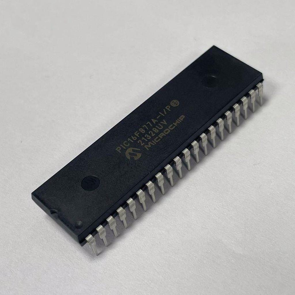 PIC16F877A-I/P DIP40 8-Bit 4-20 MHz Mikrodenetleyici