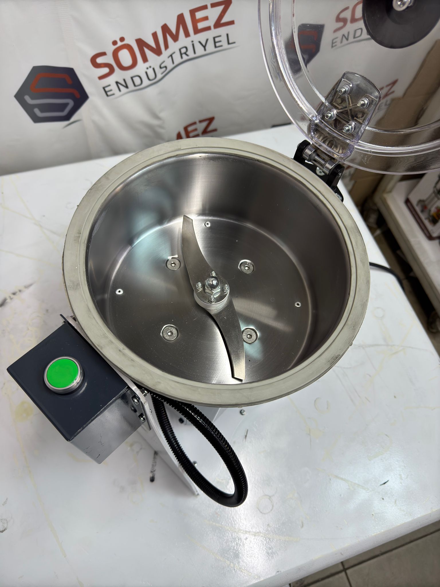 Bitki Baharat Fındık Fıstık Öğütücü Değirmen Makinesi 7.500,00 TL + KDV