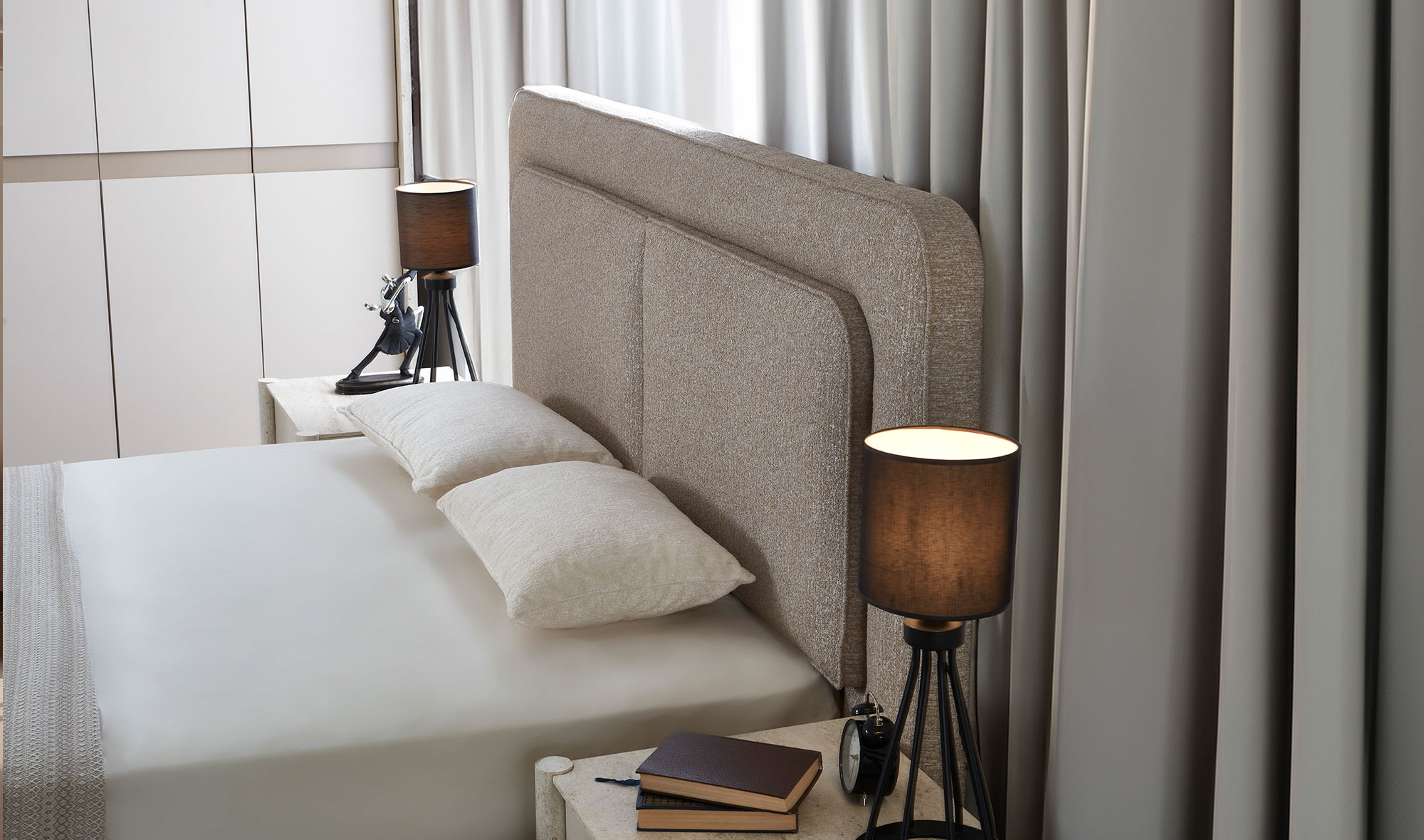 Houston Base Bedroom - CaddeYıldız Furniture