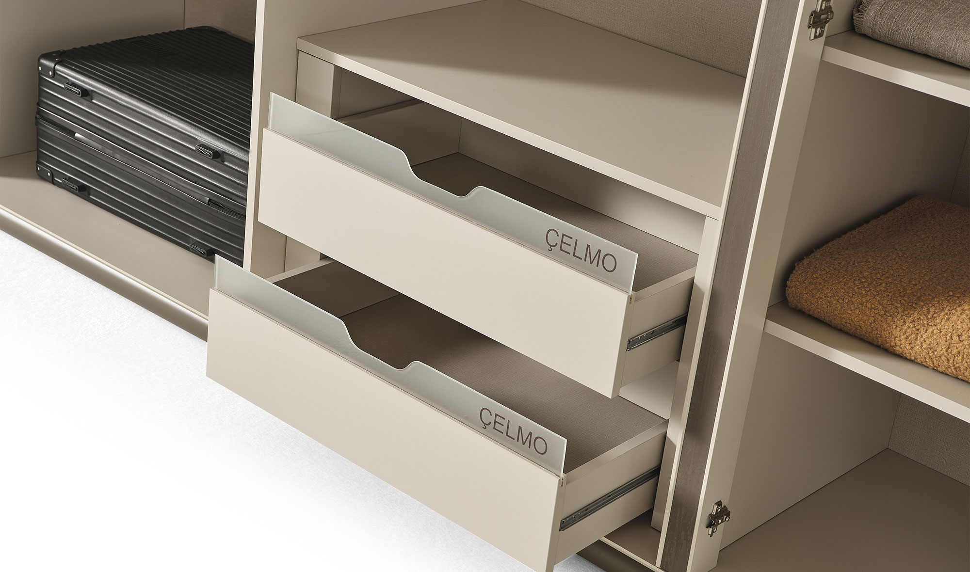 Melrose 6 Door Wardrobe - CaddeYıldız Furniture