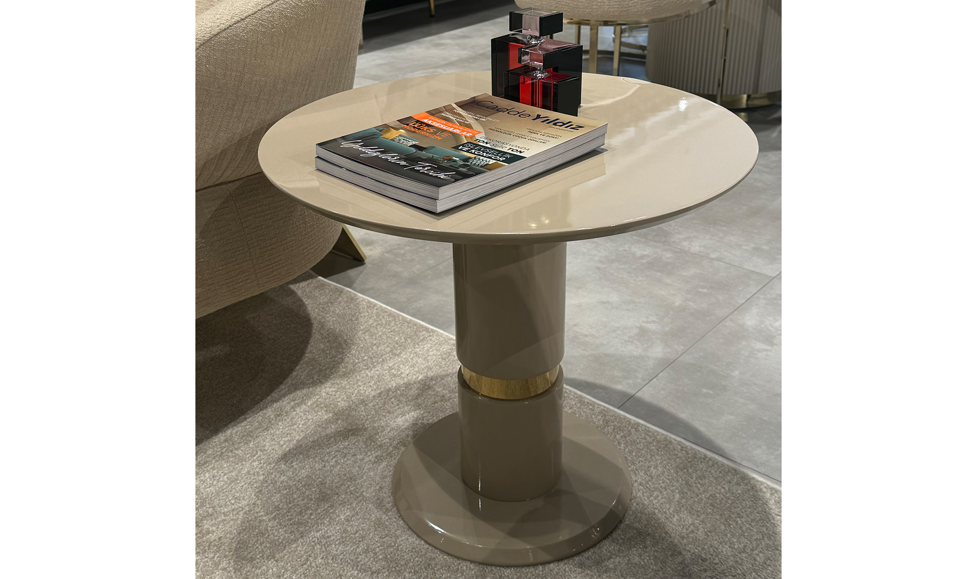 Parma Side Table - Opportunity Product - CaddeYıldız Furniture